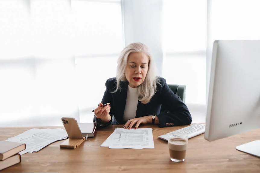 Confidential Invoice Factoring: What Is It & How Does It Work ...