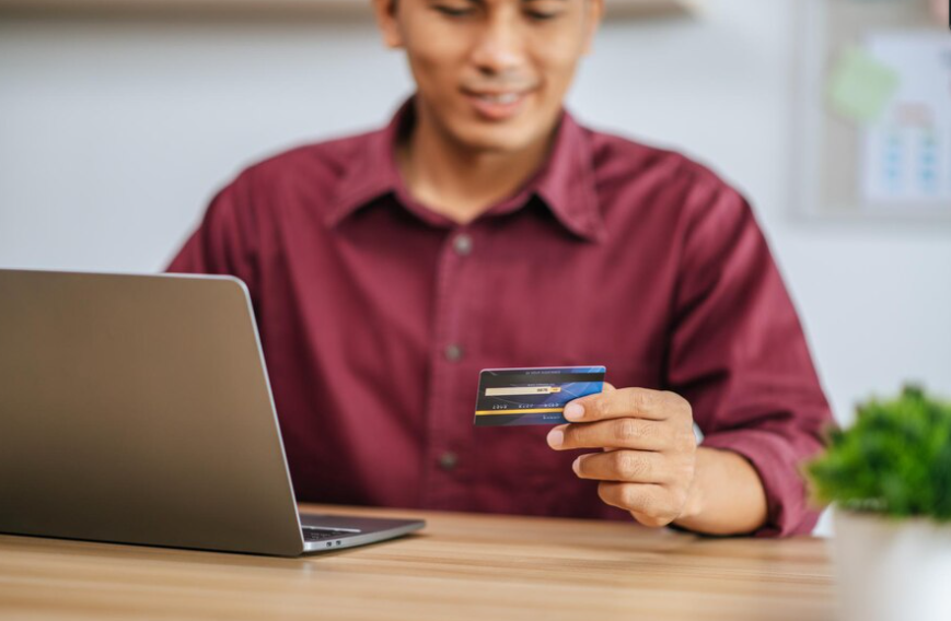 How Long Do Refunds on Debit Cards Take? | ComparedBusiness UK